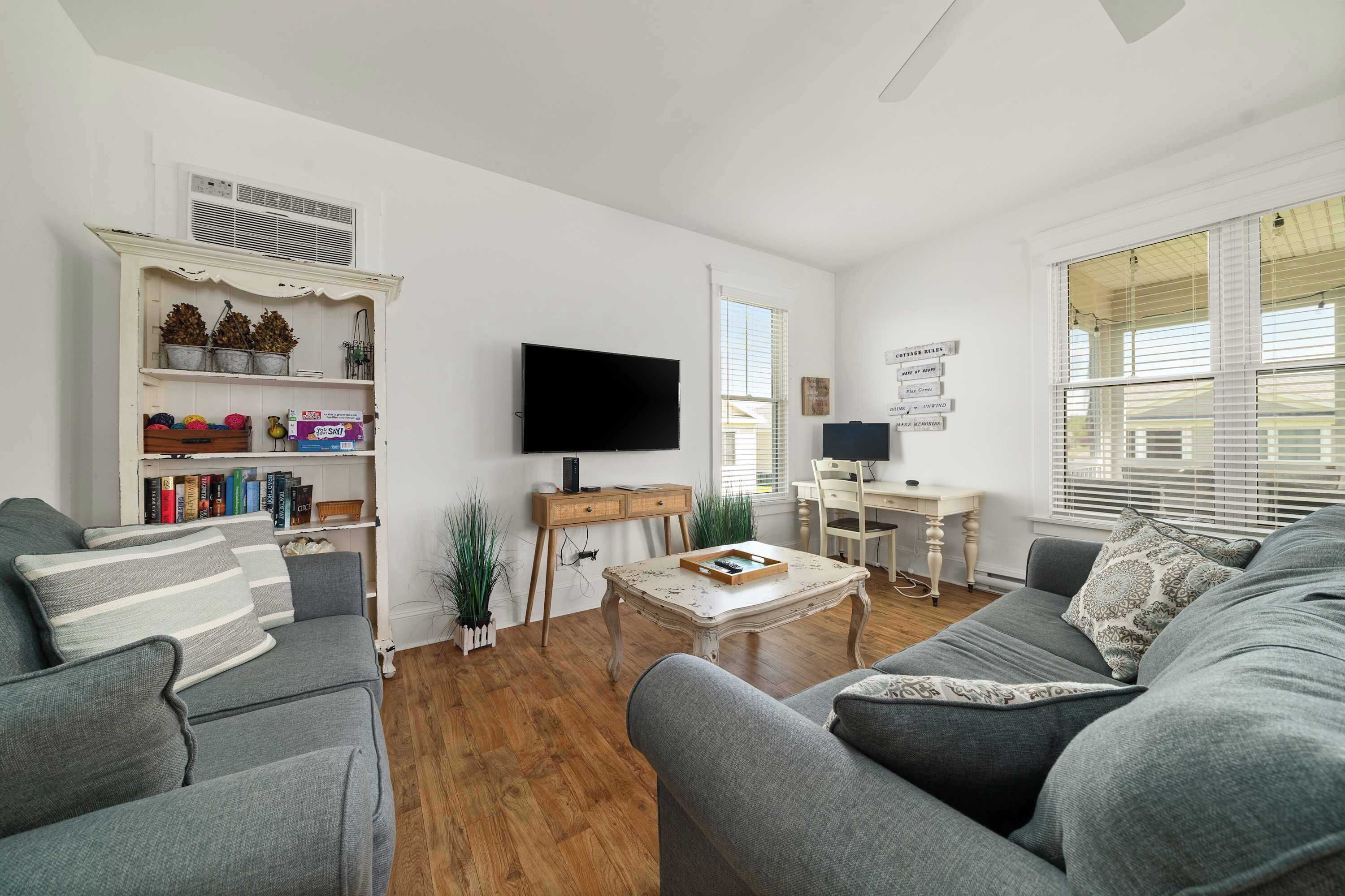 The Sweetgrass - 57 Butternut - Sand Banks