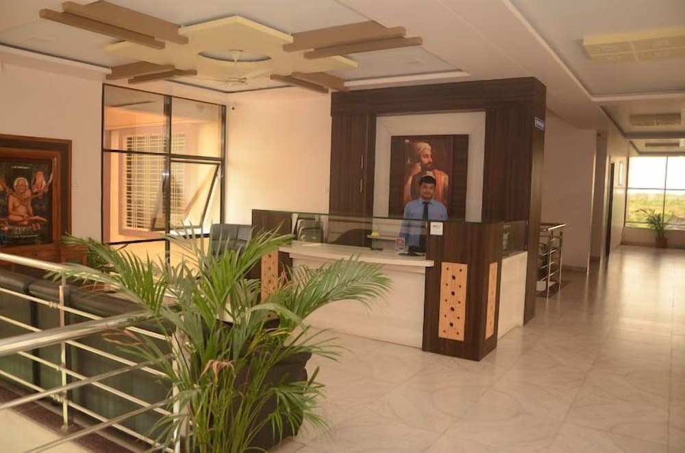 Hotel Swamiraj Executive - Indapur