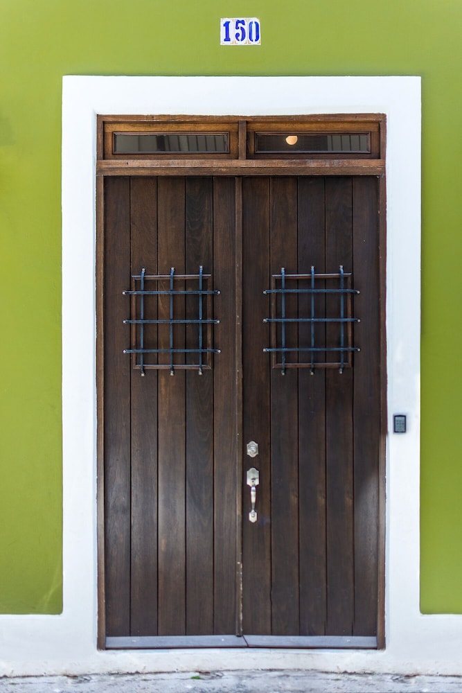 150 Sol By Stay With Bear - San Juan, Puerto Rico