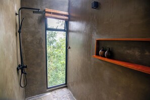 Vila luxo, para não fumantes, piscina particular | Banheiro | Toalhas de banho, sabonete, shampoo, papel higiênico