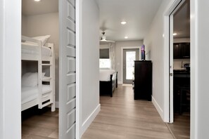 Casa de Férias, várias camas (Sugar Sand Cottage B) | 1 quarto