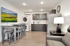 Casa de Férias, várias camas (Sugar Sand Cottage B) | Interior