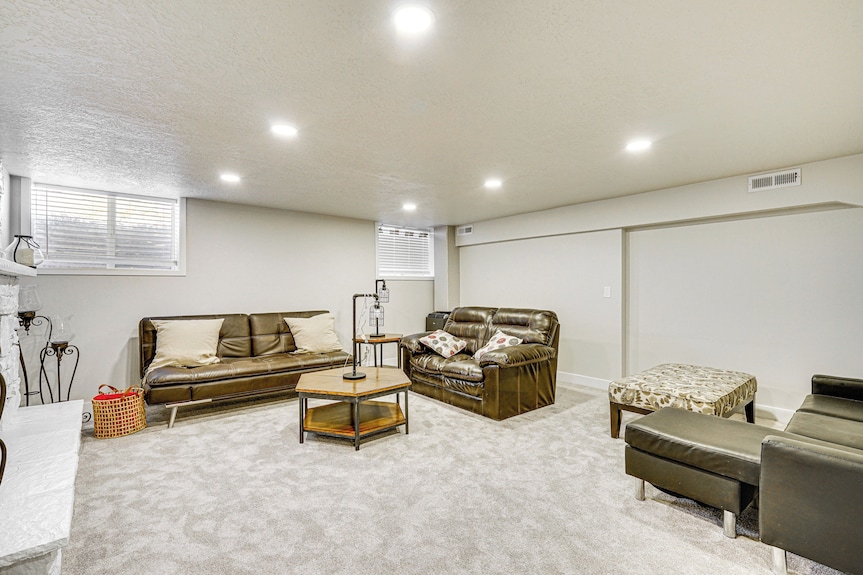 3 Mi To Valley Fair Mall: Salt Lake City Apt! - West Valley City