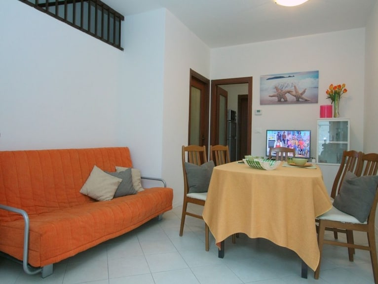 Inviting Villa In A Quiet Area - Lignano Pineta