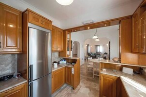 Suite Familiar, vista para a piscina, em frente ao mar | Cozinha privada
