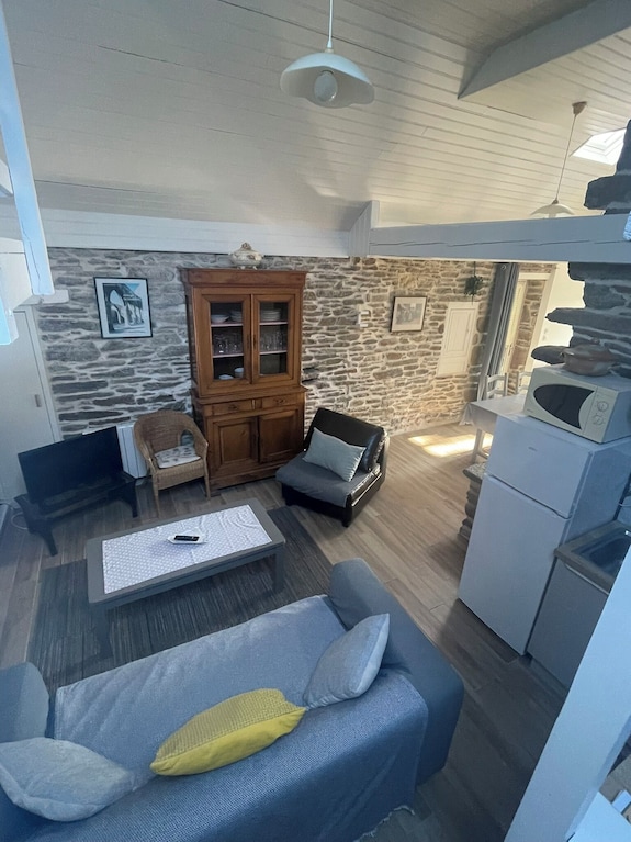 Charming Cottage, 500m From The Beach - Plougonvelin