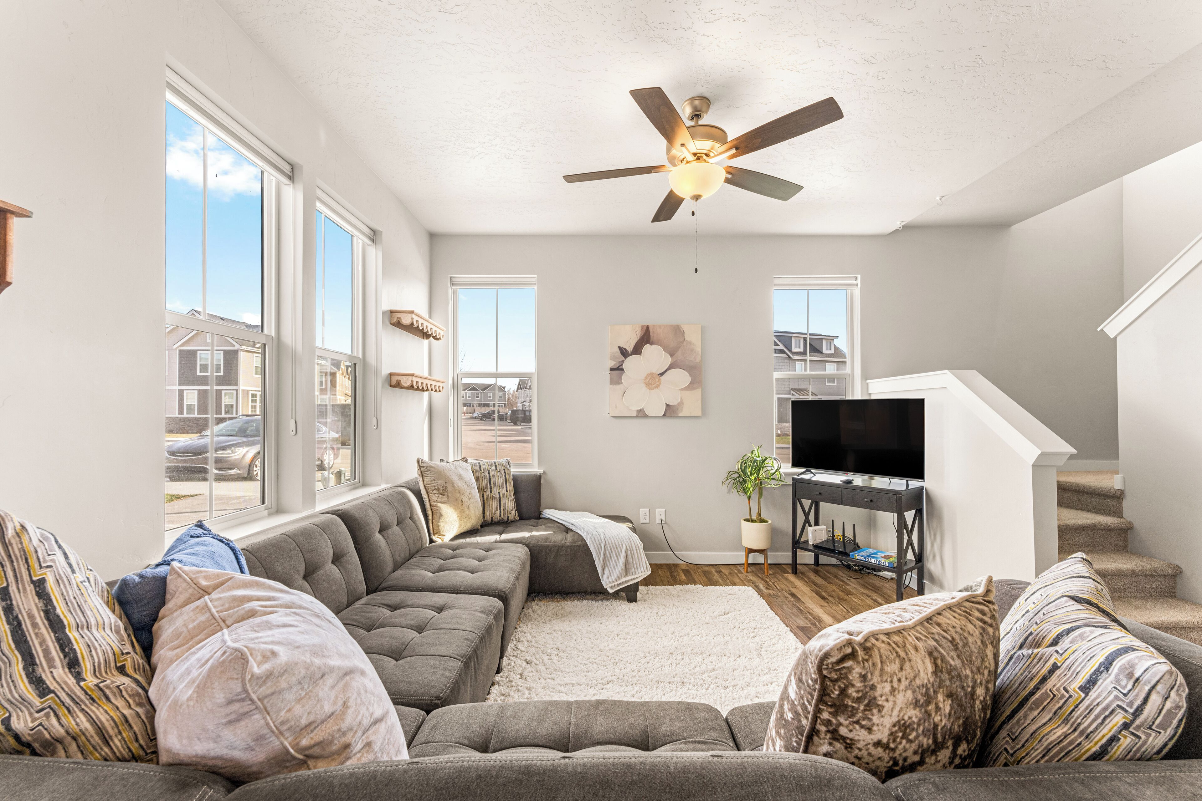 Dog Friendly Treasure Valley Retreat 3 Bds 2.5 Bth - Boise, ID