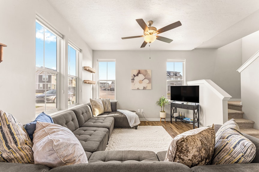 Dog Friendly Treasure Valley Retreat 3 Bds 2.5 Bth - Aquarium of Boise, Boise