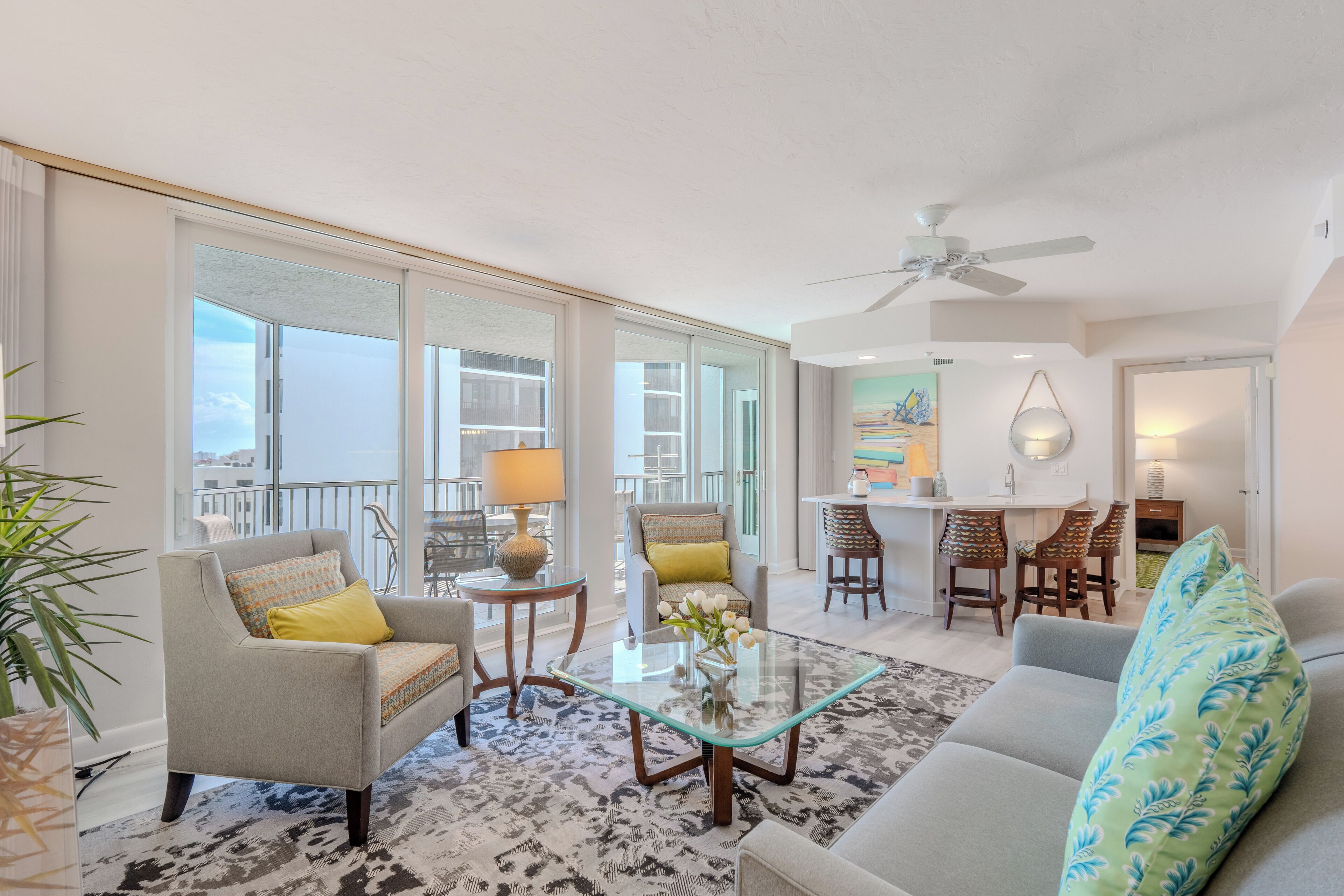 ️Beach Front Heated Pool 2br Gullwing #203️ - Fort Myers Beach, FL