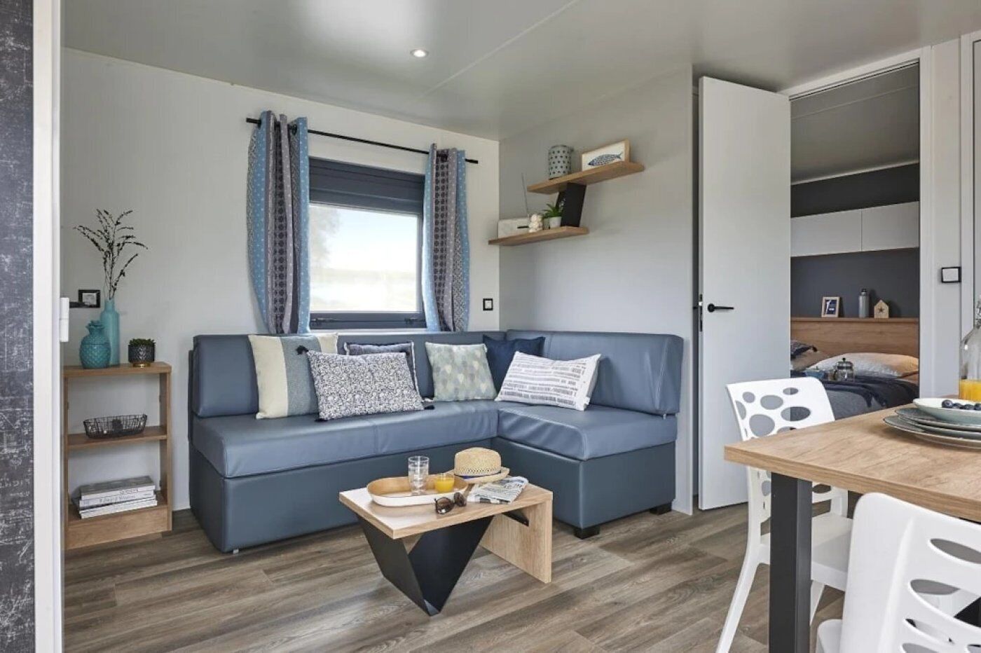 Camping 4 éToiles - Piscine  - Ccaffhd - Saint-Vaast-la-Hougue