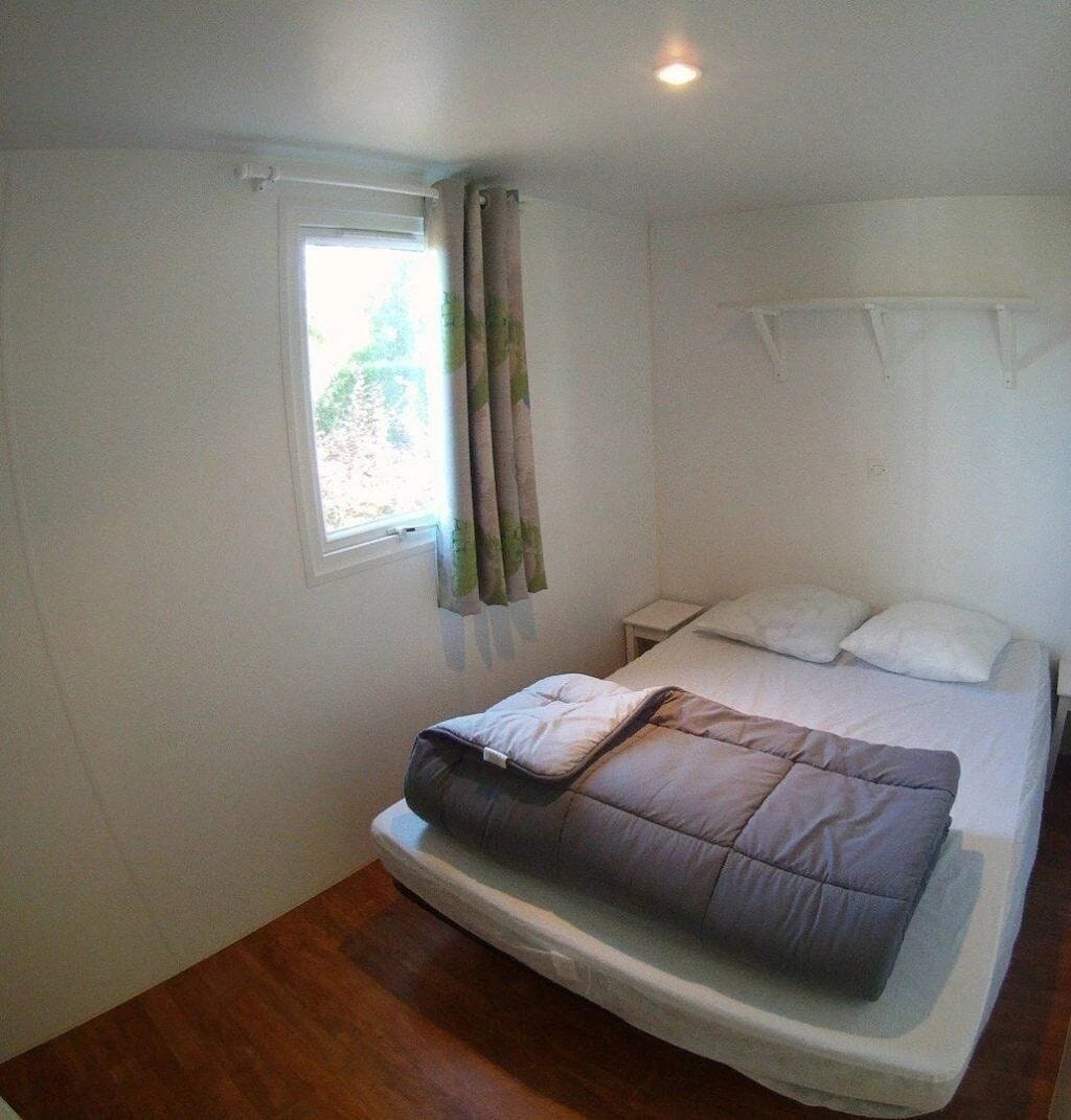 Camping 3 éToiles - Piscine  - Ccafefb - Saint-Julien-des-Landes