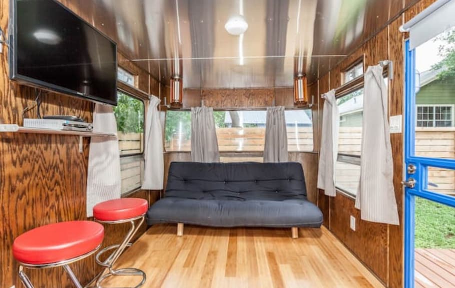 Eastside Spartan W/ Fenced Yard + Deck - Near Ut, Downtown - Austin, TX