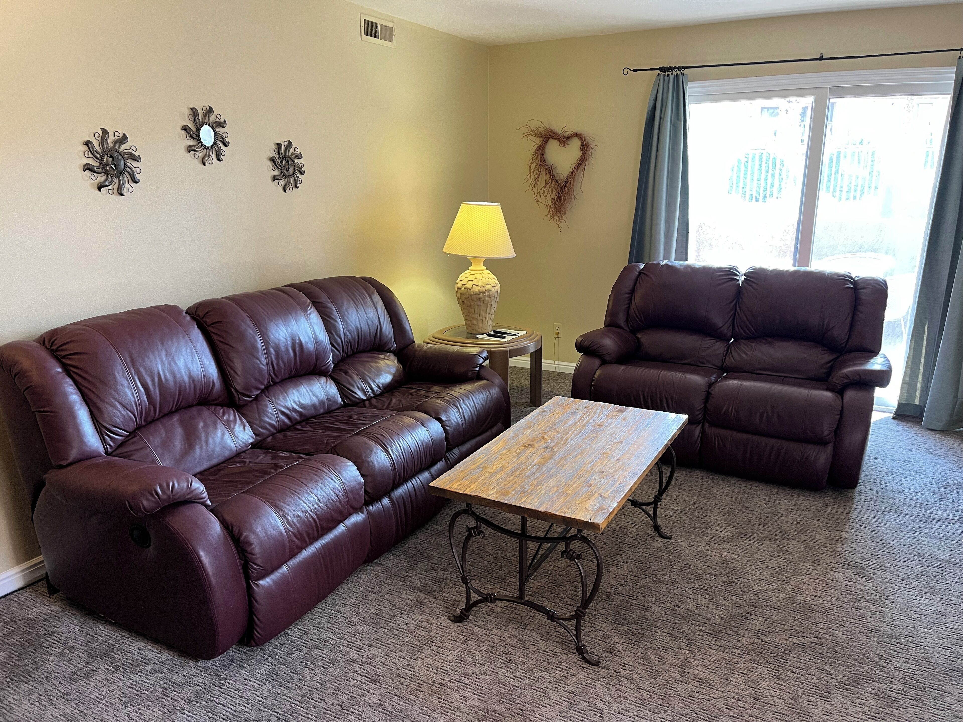 Cozy 2-bedroom Condo With Wifi, Pools In Charming St. George - St. George, UT