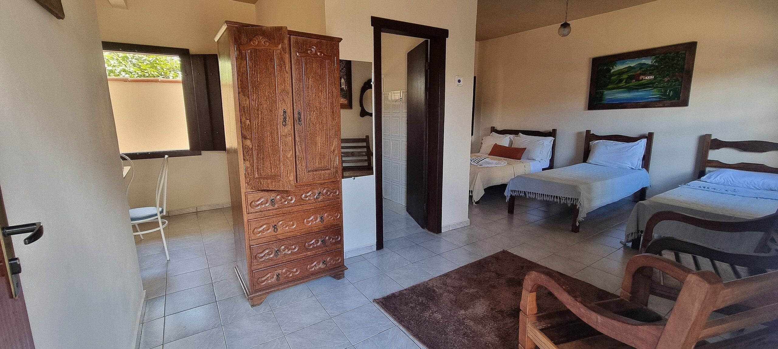 Apartamento básico | Espaço de trabalho para notebook, Wi-Fi de cortesia