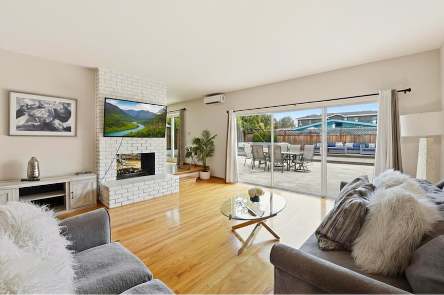 Dreamy Luxe Pool Retreat - 3br In Urban Campbell - Saratoga, CA