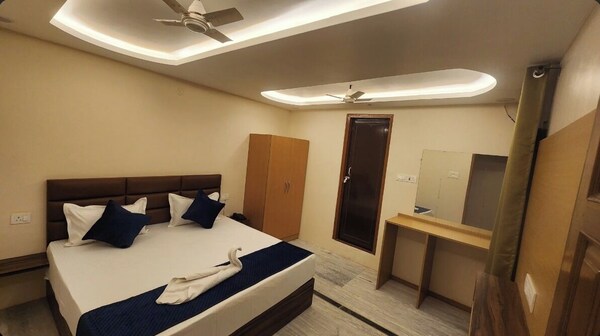 Sojourn Inn - Lucknow