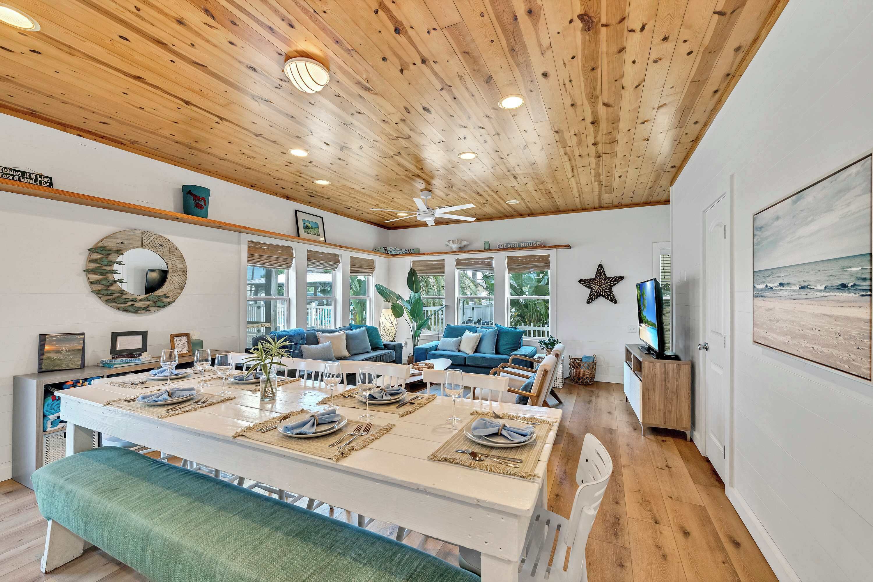 Shared Pool * 4br * W/ Golf Cart * In Town & Beach - Port Aransas, TX