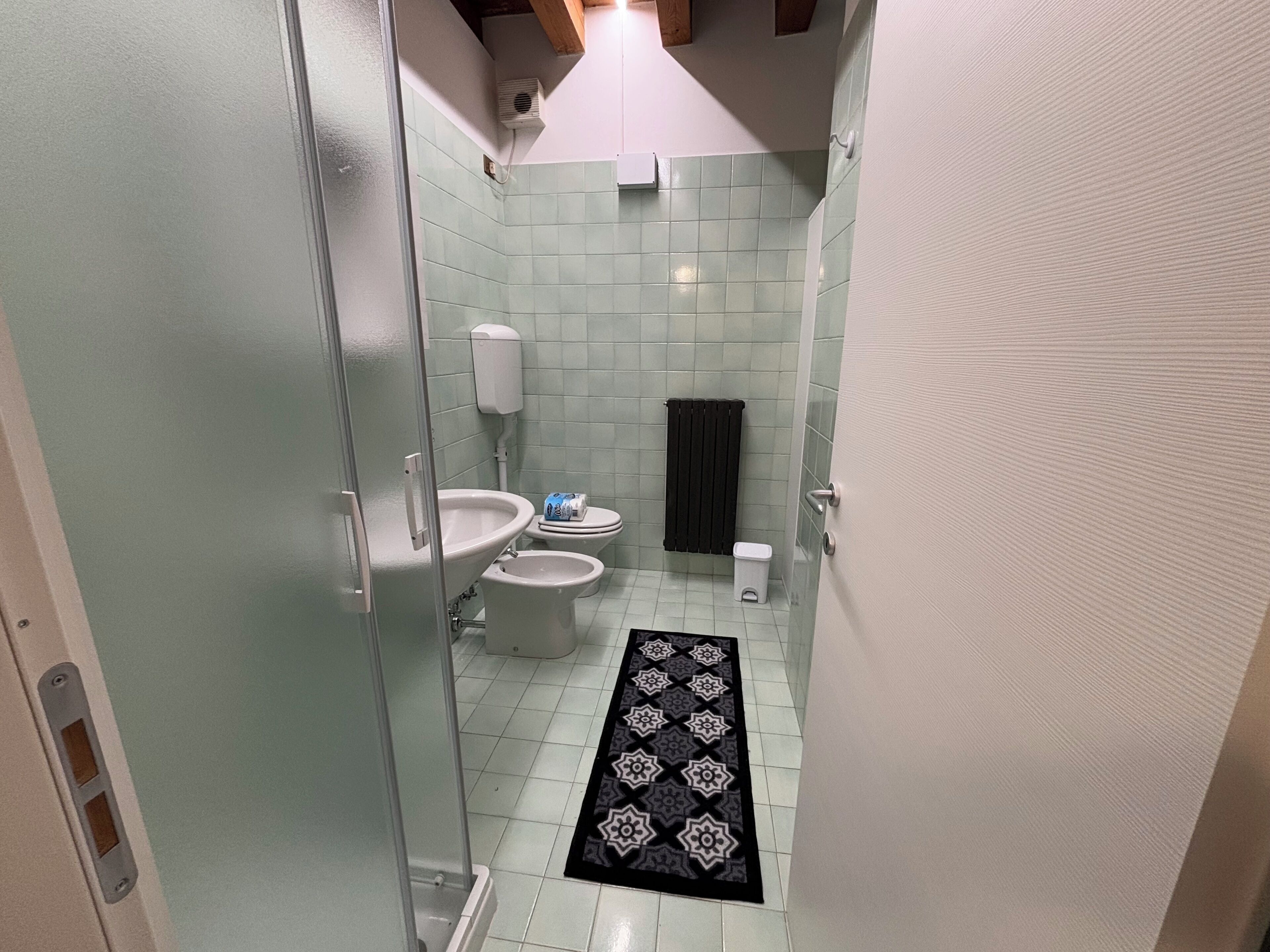 Dúplex, não fumadores, vista para o pátio | Casa de banho
