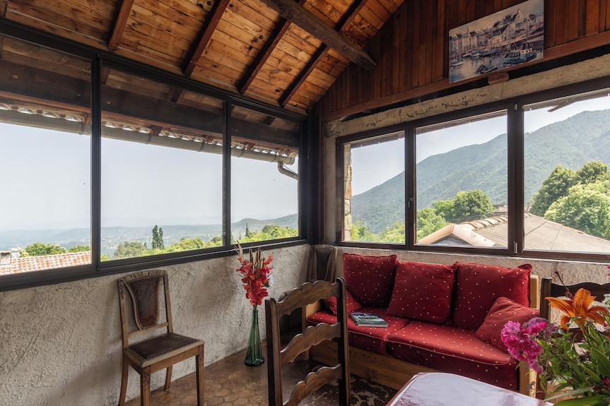 Maison De Vacances 'Le Pigeonnier' Avec Vue Sur Les Montagnes, Piscine Partagée Et Climatisation - Les Vans