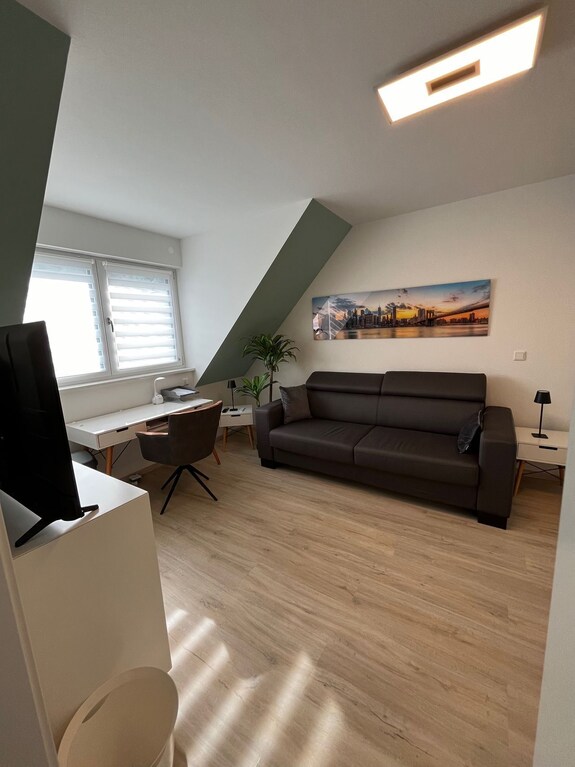 Pure Luxury. Exquisite And Quiet Apartment In Southern Nuremberg - Núremberg