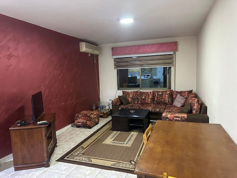 2-bedroom Furnished Apartment For Rent In The Heart Of \N Jabal Amman - Ammán