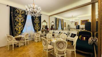 Zona de pequenos-almoços