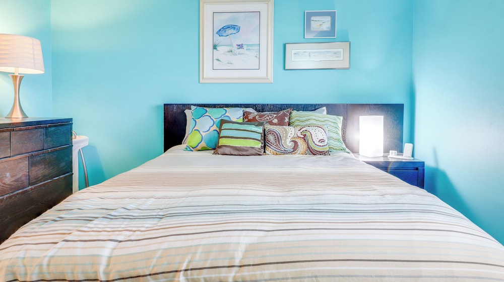 Top-floor Condo w/ Stunning Views, 2 Pools & More - Coronado Beach | Vrbo