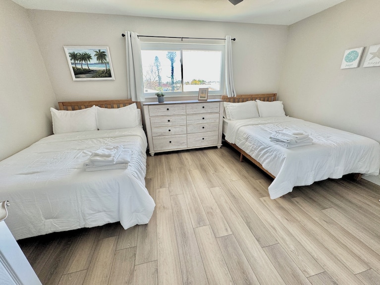 Punta Breeze 2-bedroom Townhome, Pool, Boat Dock & Wifi In Relaxing Punta Gorda - Punta Gorda, FL