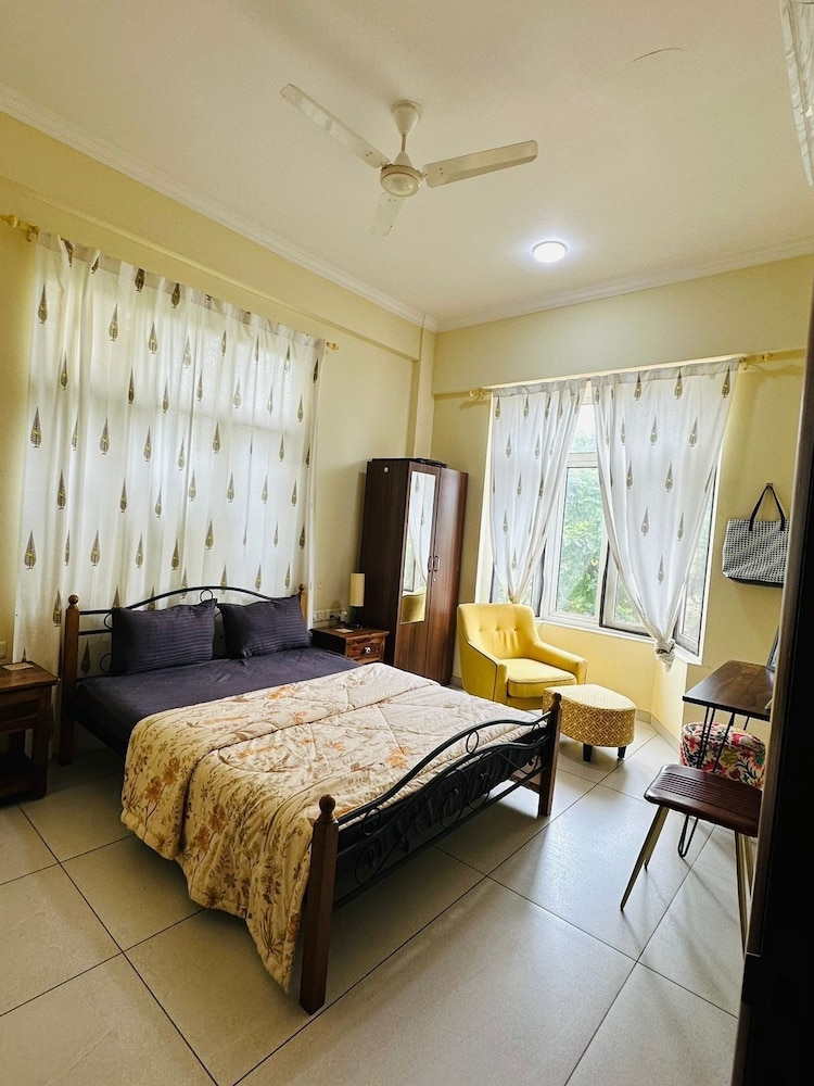 Charming boho 2-bedroom apartment in quiet part of Candolim - Candolim ...