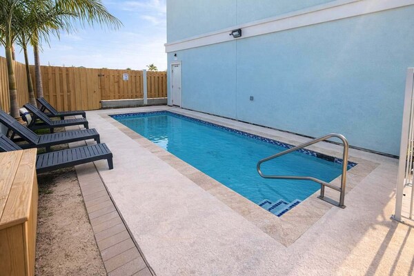 Villas De Laguna 3 3 Bedroom Townhouse - South Padre Island