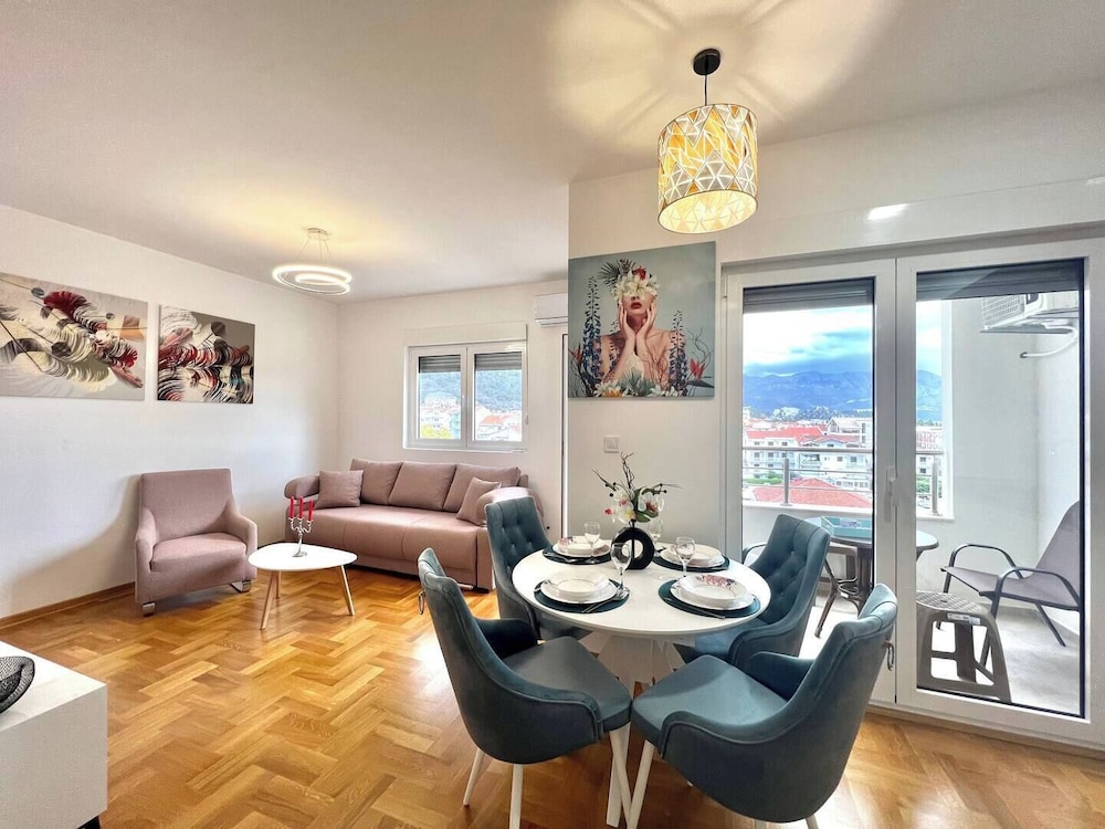 Azure Apartments - Budva