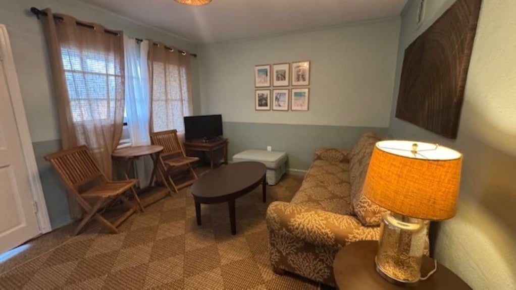 Monterey Motel - Guest Room 3 At Beach Access 8. Newly Remodeled. Large Pool - Panama City, FL