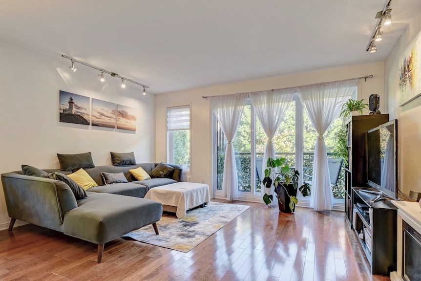 - Charm, Comfort, And Ideal Location - Cozy Condo In Verdun - All Inclusive! - Montreal