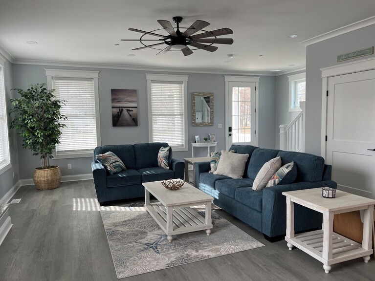 Island Blue Getaway! Brand New Charming Family Friendly Home On Kent Island Md - 昆斯敦