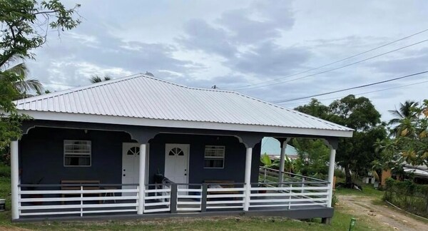 Vee's Country Apartments - Saint Lucia