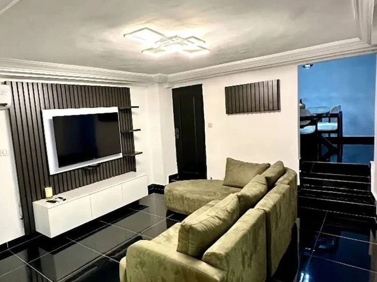 Villa Bijou In Abidjan - Abiyán