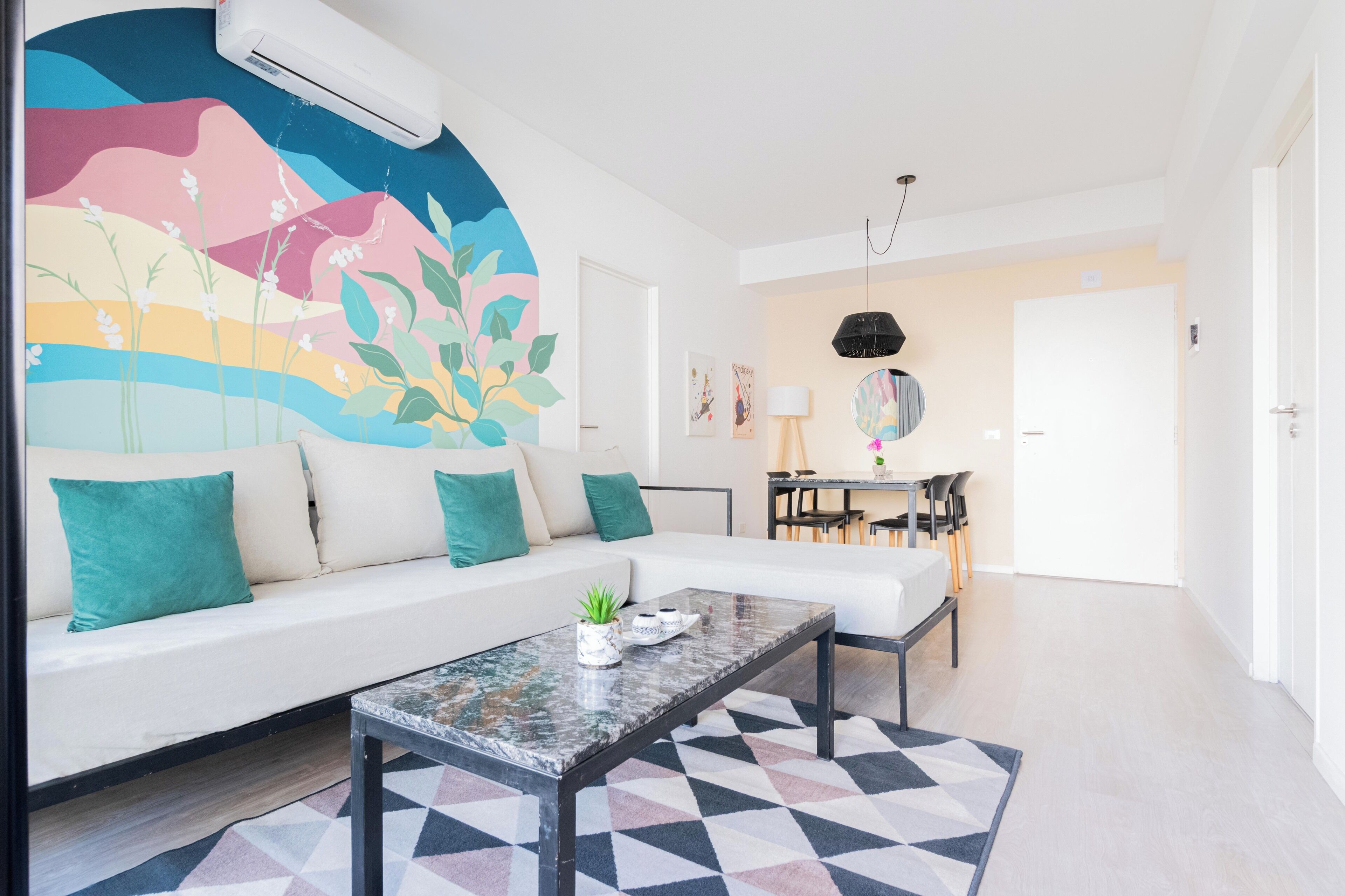 Apartamento (B) | Sala de estar | Televisor 