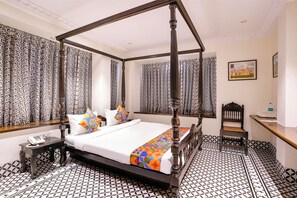 Quarto Premium | Lençóis de algodão egípcio, roupa de alta qualidade, Wi-fi grátis 