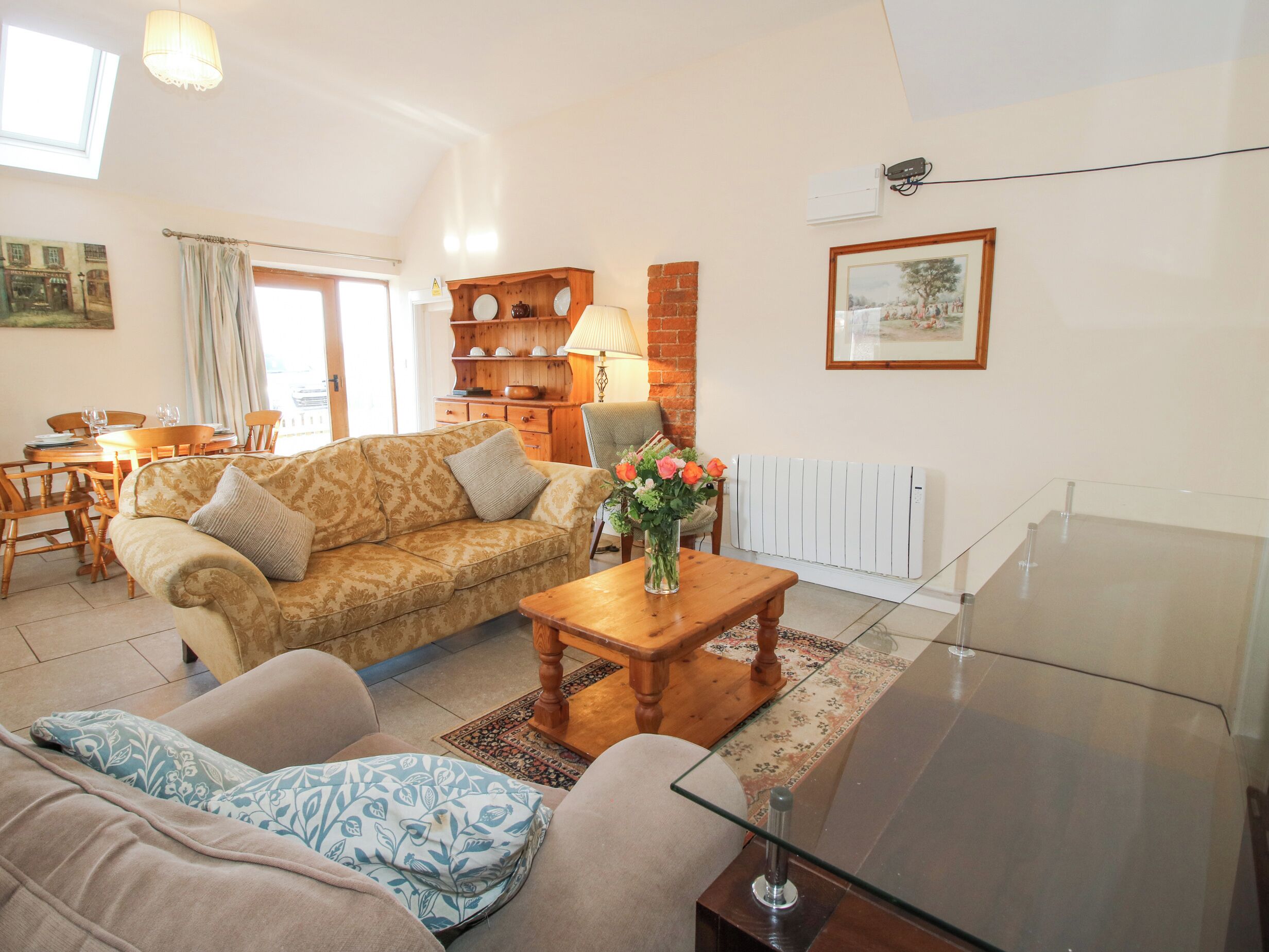 Millstone Cottages - Granary Cottage, Pet Friendly In Westbury - West Midlands