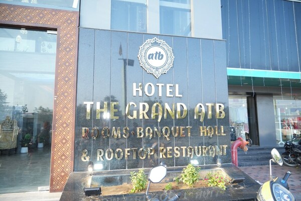 Hotel The Grand Atb - Bharatpur