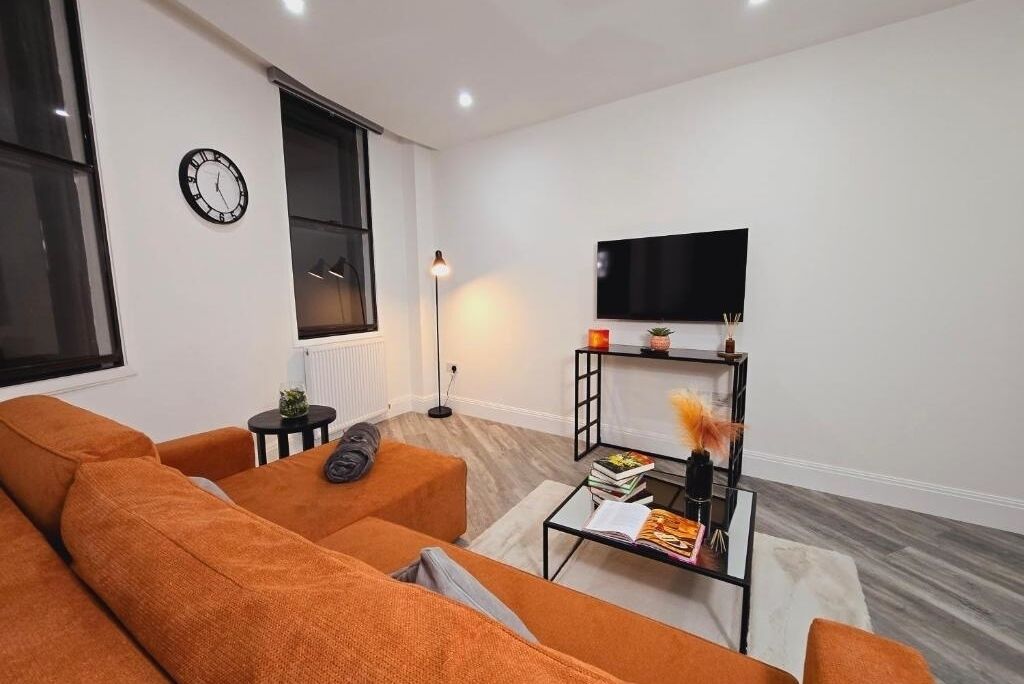 Abbey Corner By Nivaas : One-bedroom Deluxe Apartment - Reading