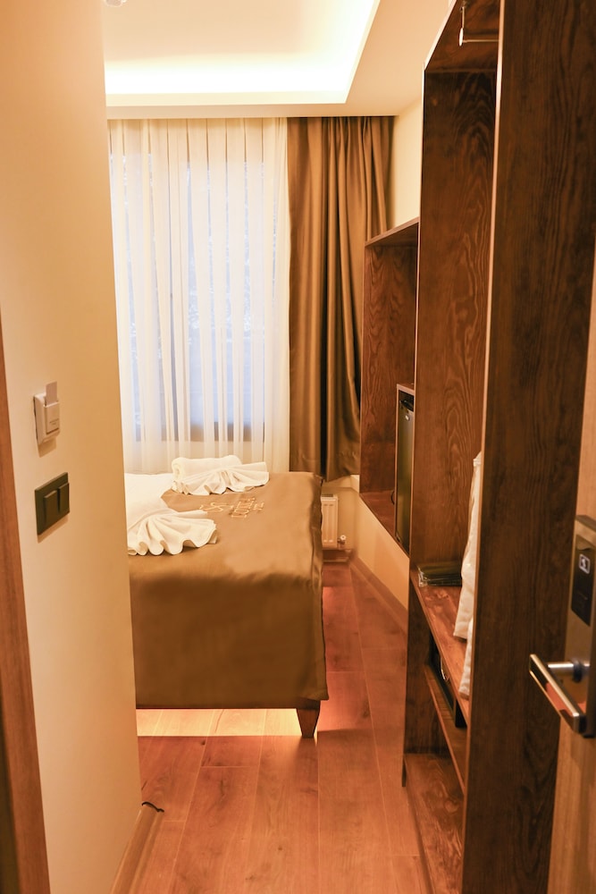 Lokka Hotel - Beylerbeyi