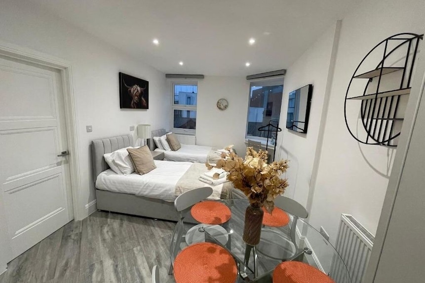 Abbey Corner By Nivaas 4\n - Reading