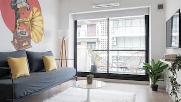 Apartamento conforto, para fumantes, vista para a cidade