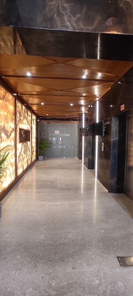 Hotel Vivotel - Surat