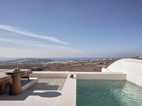 Ark - Santorini