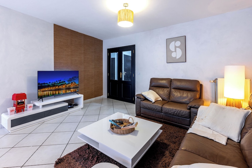 Namur Lodge Stay - Namur