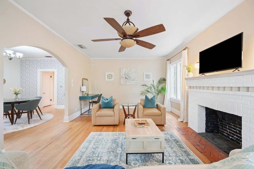 2/1 Historic Family & Pet Friendly Home - レイクランド, FL