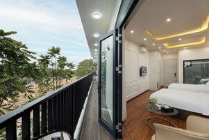 Secretária, Wi-fi grátis, roupa de cama fornecida 