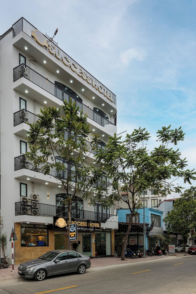 Success Airport Hotel - Đông Anh